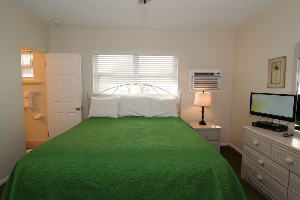 Venice Beach Villas - Venice Beach, FL