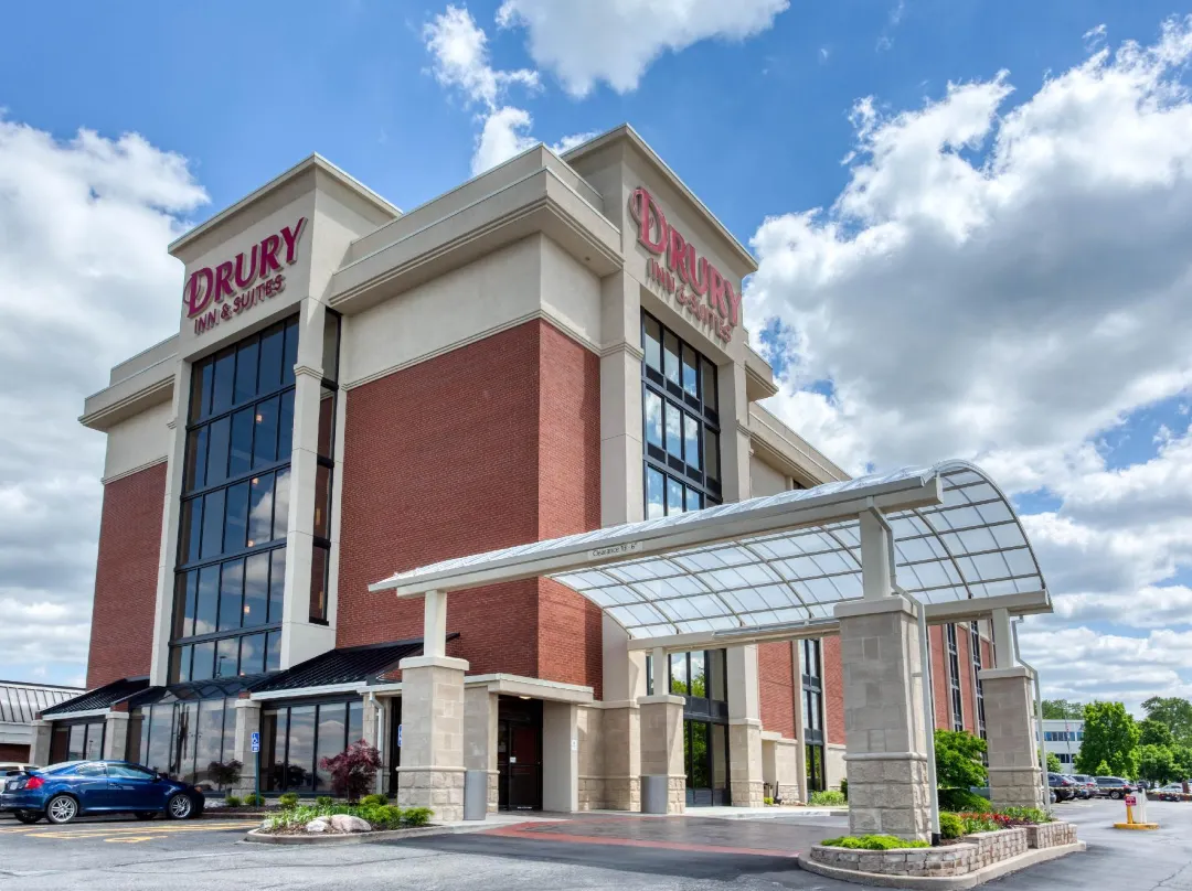 Drury Inn & Suites St. Louis Airport - Kirkwood, MO