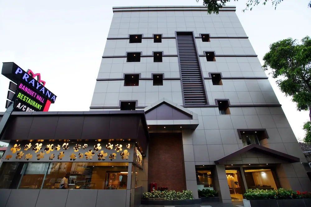 Prayana Hotels - Kochi