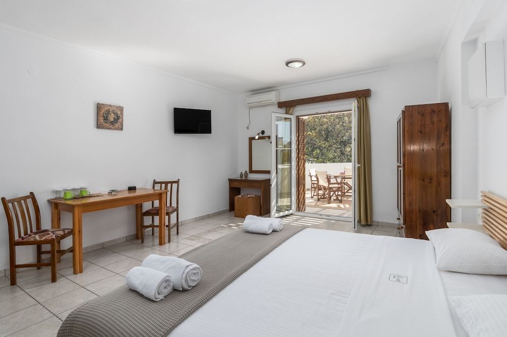 Olive Studios - Milos