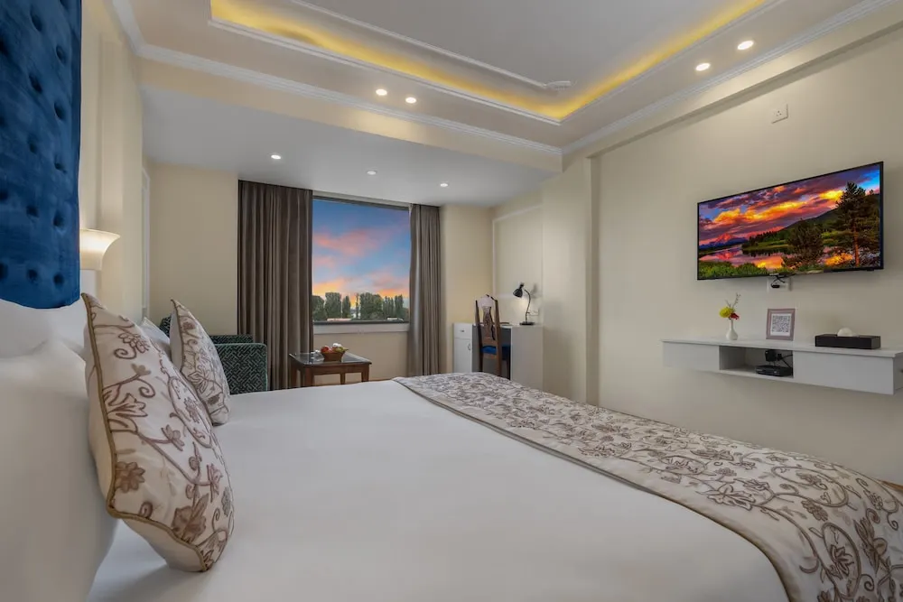 Arco Hotels And Resorts Srinagar - Srinagar