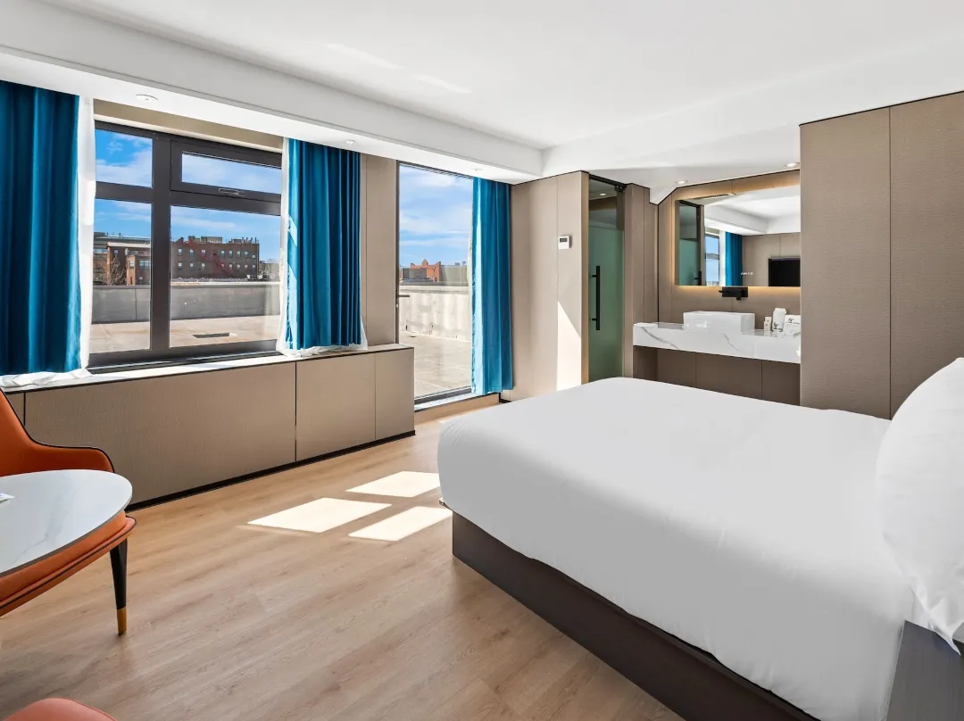 Ly New York Hotel - Bronx, NY