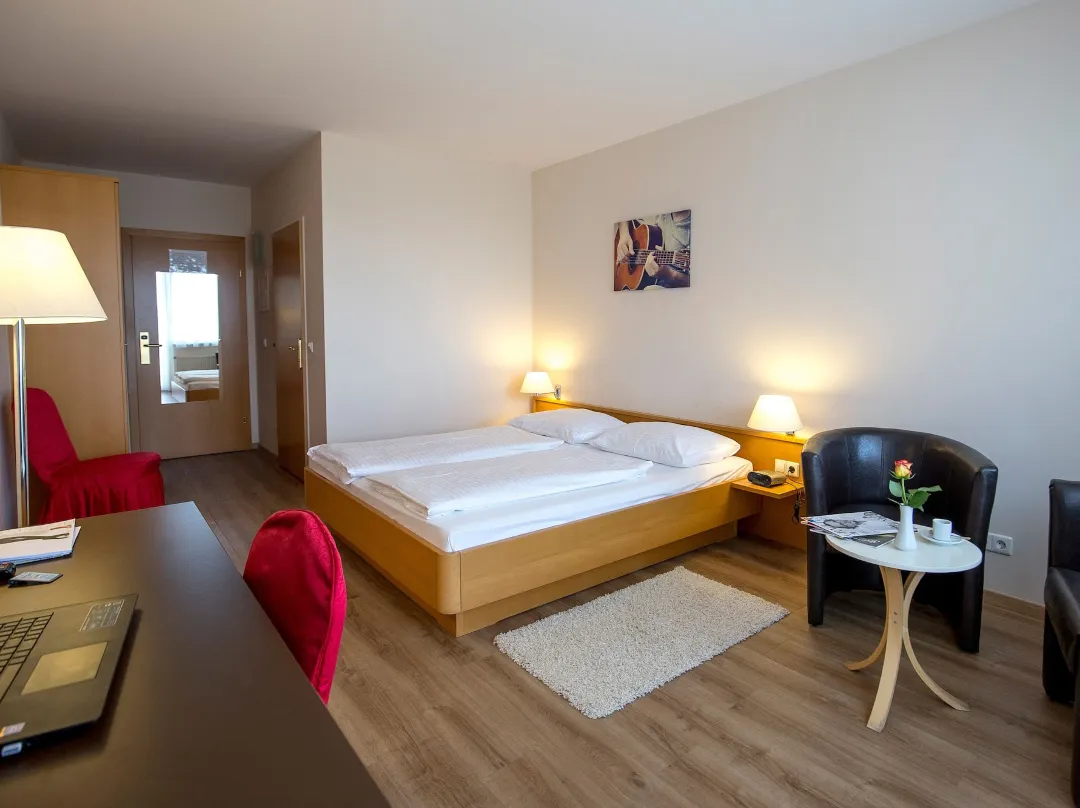 Novapark Flugzeughotel Graz - Steiermark