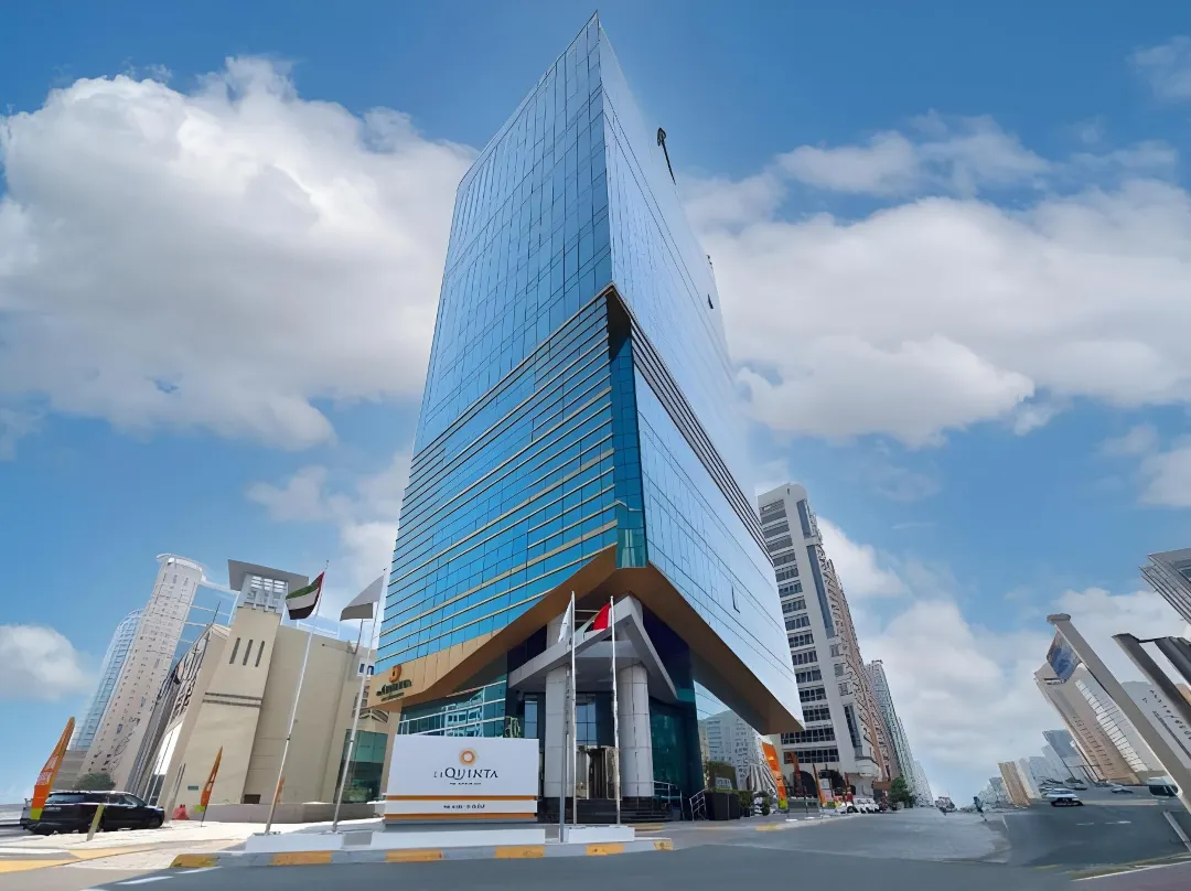 La Quinta By Wyndham Abu Dhabi Al Wahda - Abu Dhabi