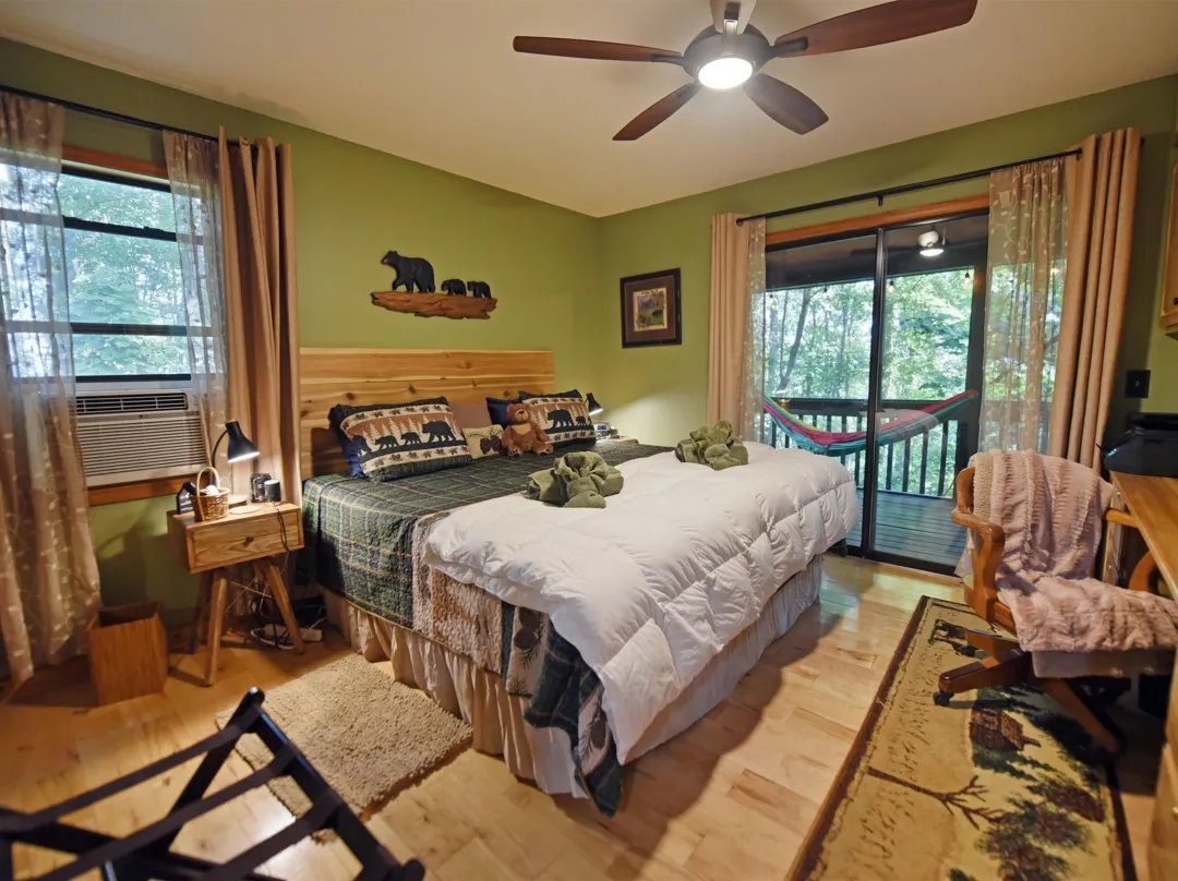 Stunning Mountain Retreat With Hot Tub And Free Activities - Serene Getaway - Blairsville, GA