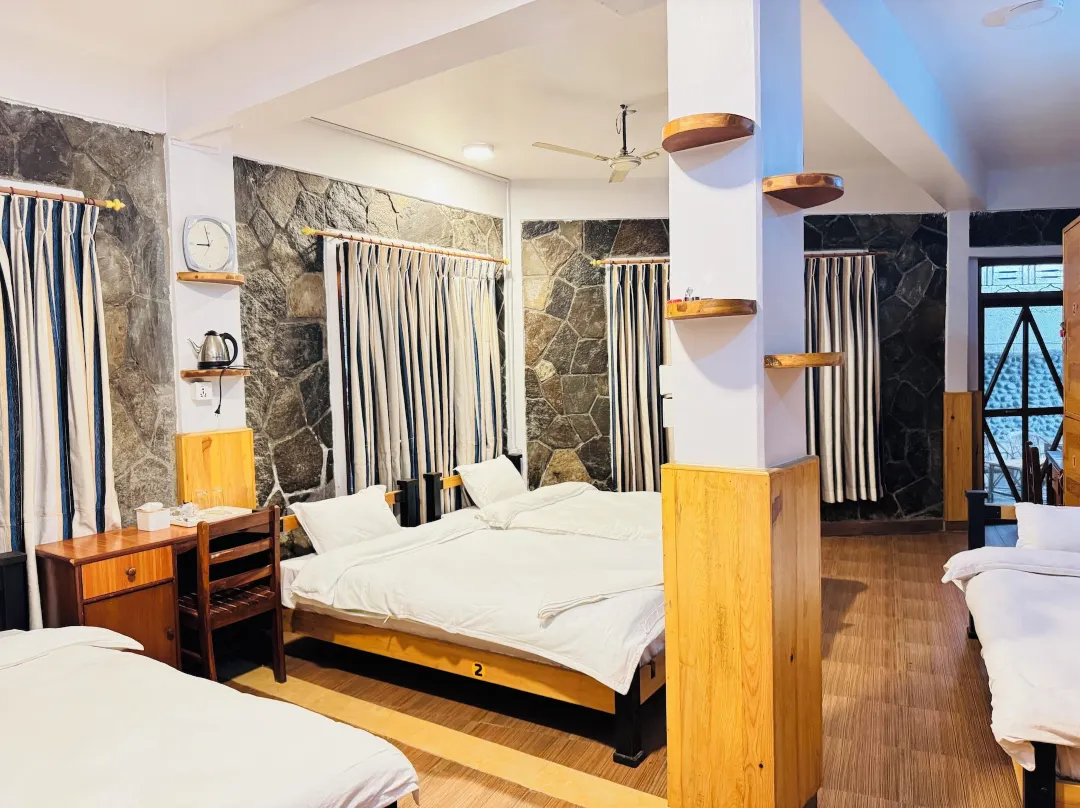 Roamers Inn - Hostel - Pokhara