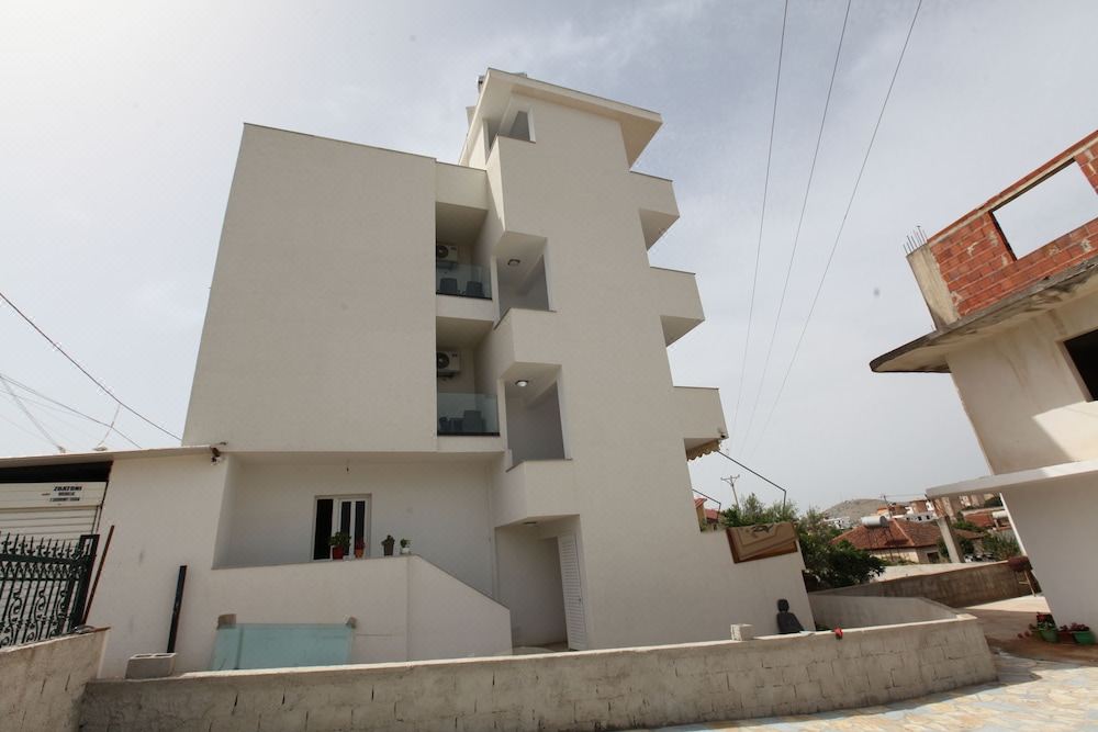 Vila Mucodemi - Ksamil