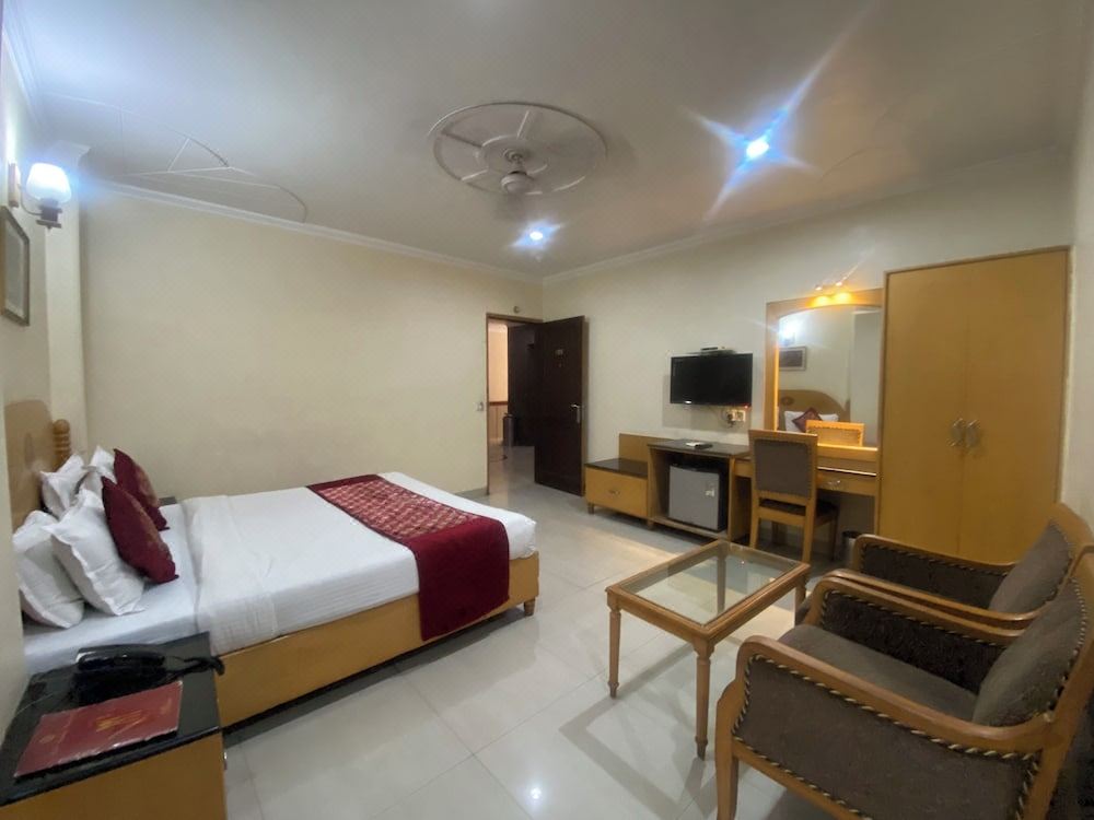 Jalandhar Corporate Suites & Banquet Hall - Jalandhar