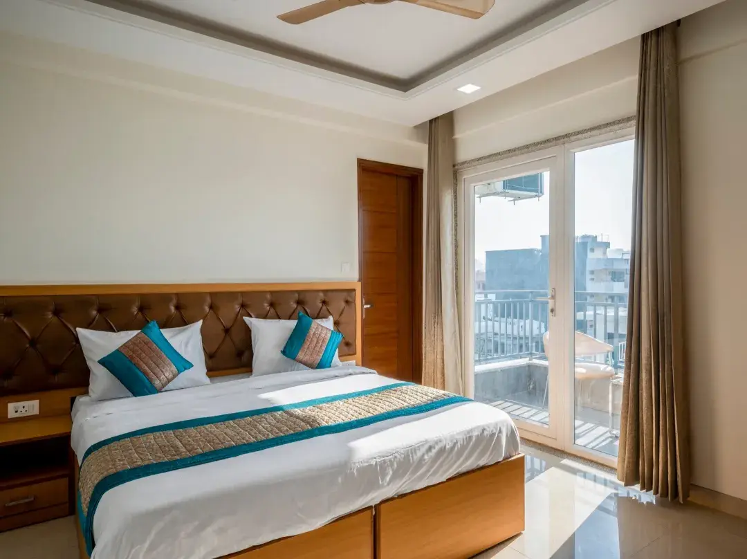 The Palms Inn I Near Medanta Medicity I Sec-38 - Haryana