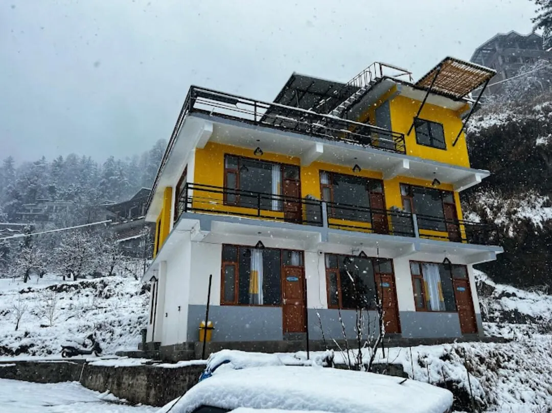 Firefly Hostel - Manali