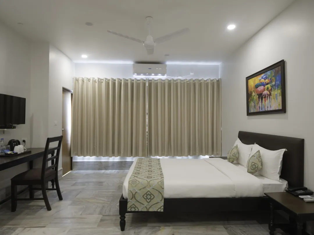 Central Hotel - West Bengal