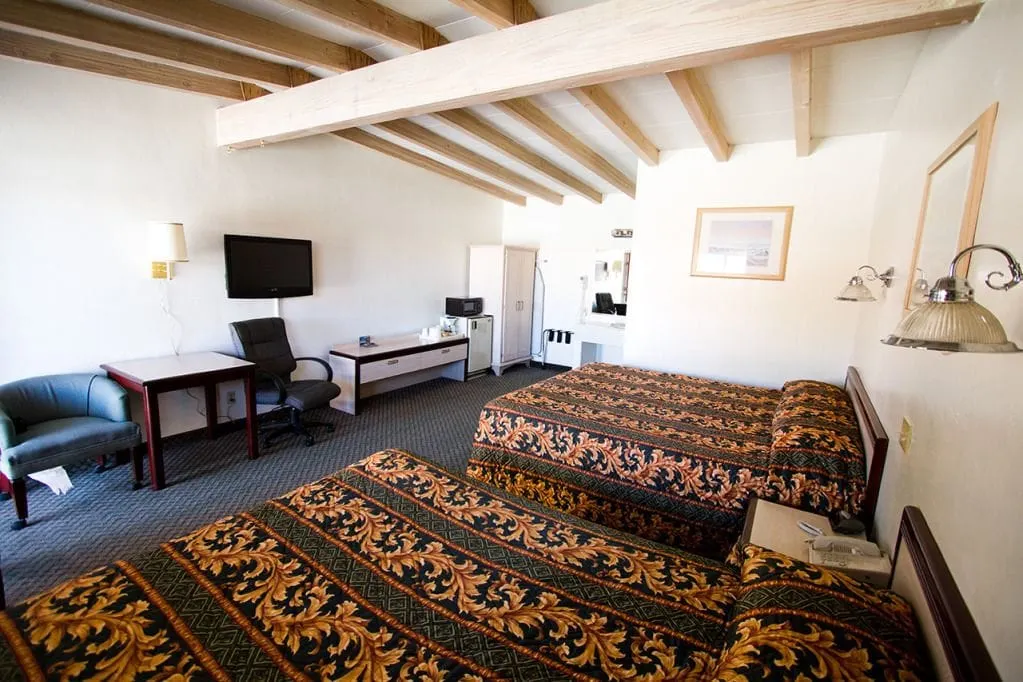 Trails Motel - Lone Pine, CA