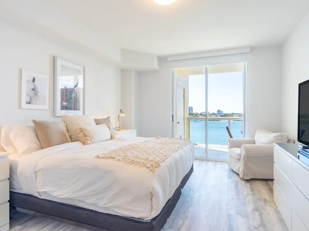 Golden Bay 606 - Sunny Isles Beach, FL