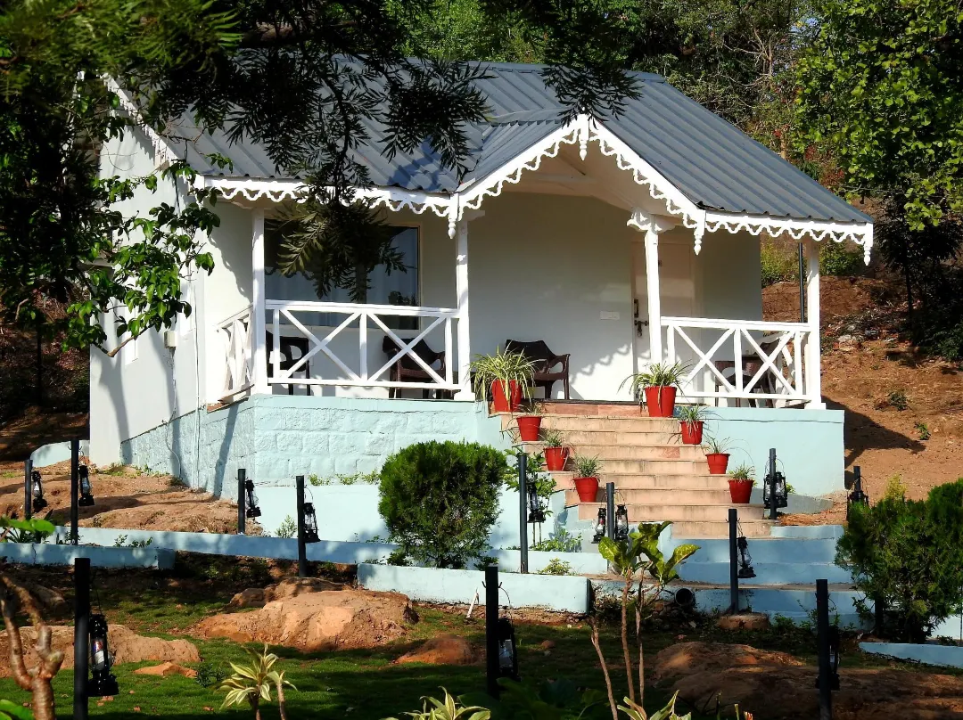 Greendale Resort - Pachmarhi
