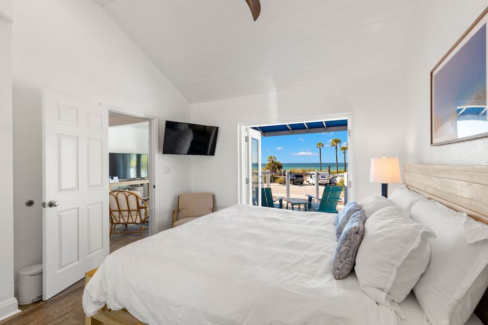 Inn On The Beach - Saint Pete Beach, FL