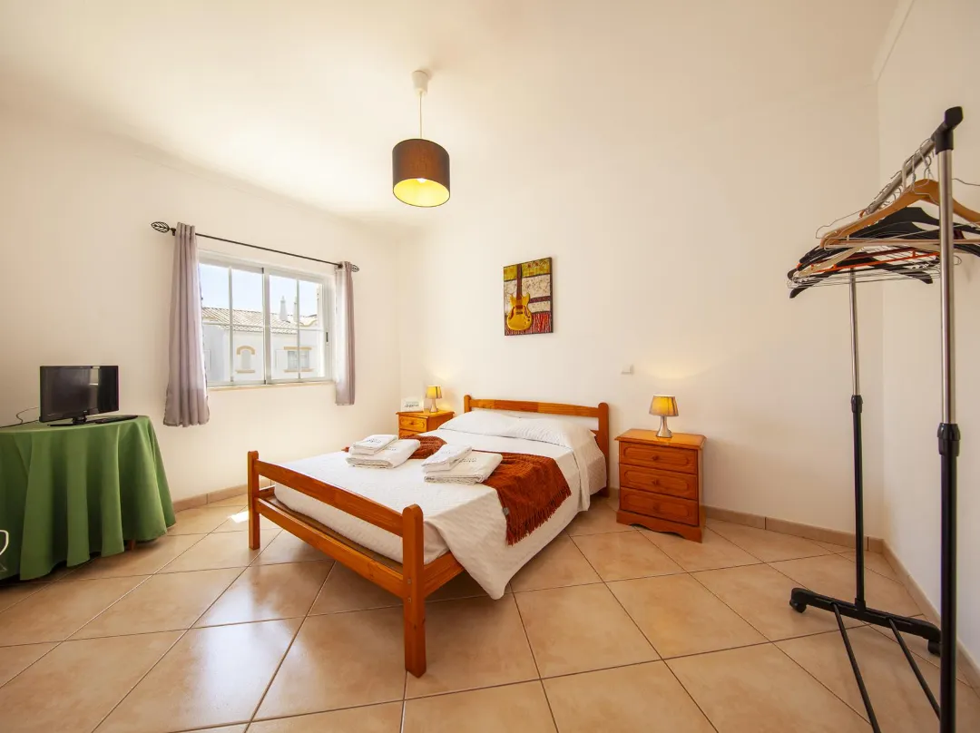 Ff 02 - Bedroom 2 In Sea Breeze Guesthouse - Algarve