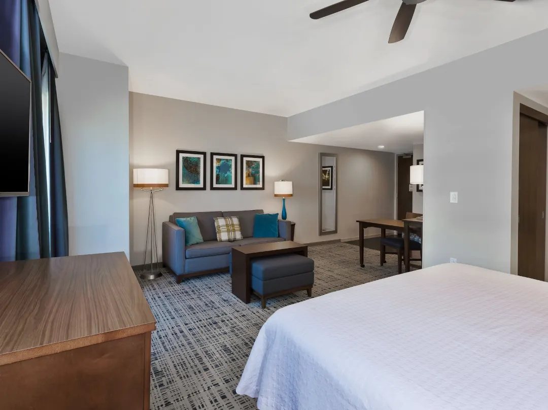 Homewood Suites By Hilton Charlotte Uptown First Ward - Charlotte, NC