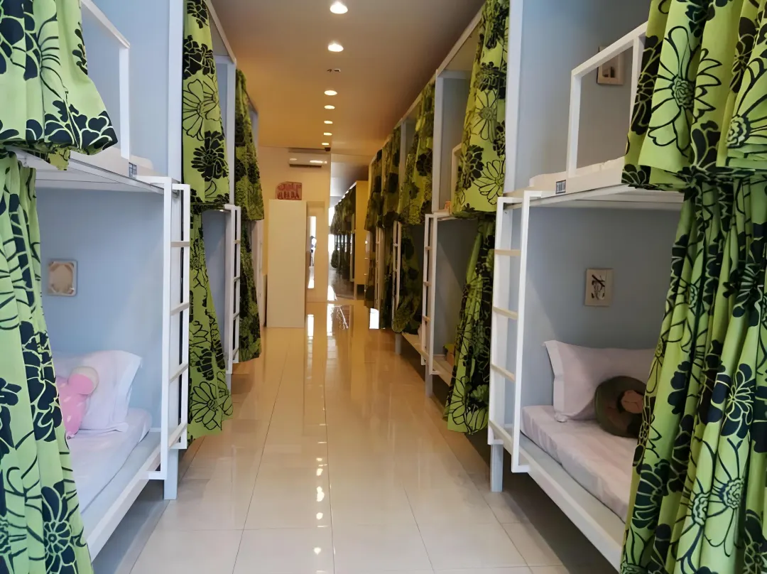 Butik Capsule Hostel - Malang