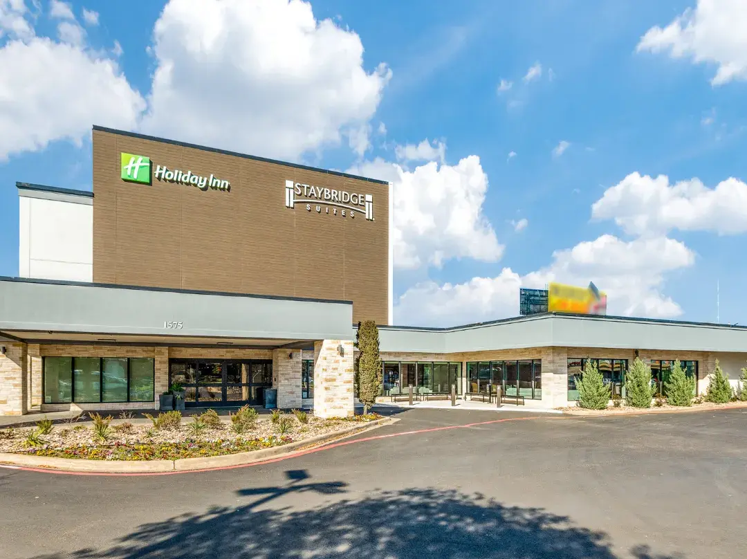 Staybridge Suites Dallas Market Ctr Love Field By Ihg - Dallas, TX