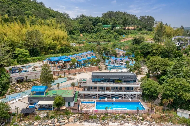 Jangmok Hawaii Pension In Geoje Island - Geoje-si