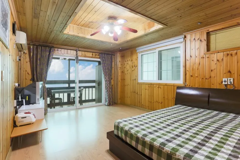 Hwaseong Yeoulteo Pension - Ansan-si