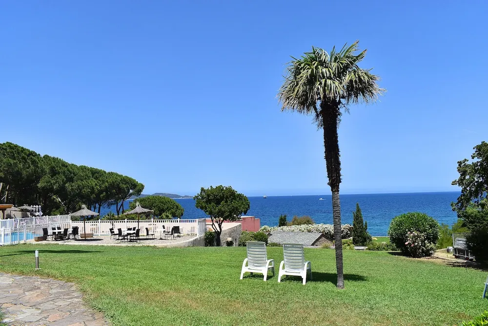 Hôtel Le Bellevue - Saint-Florent