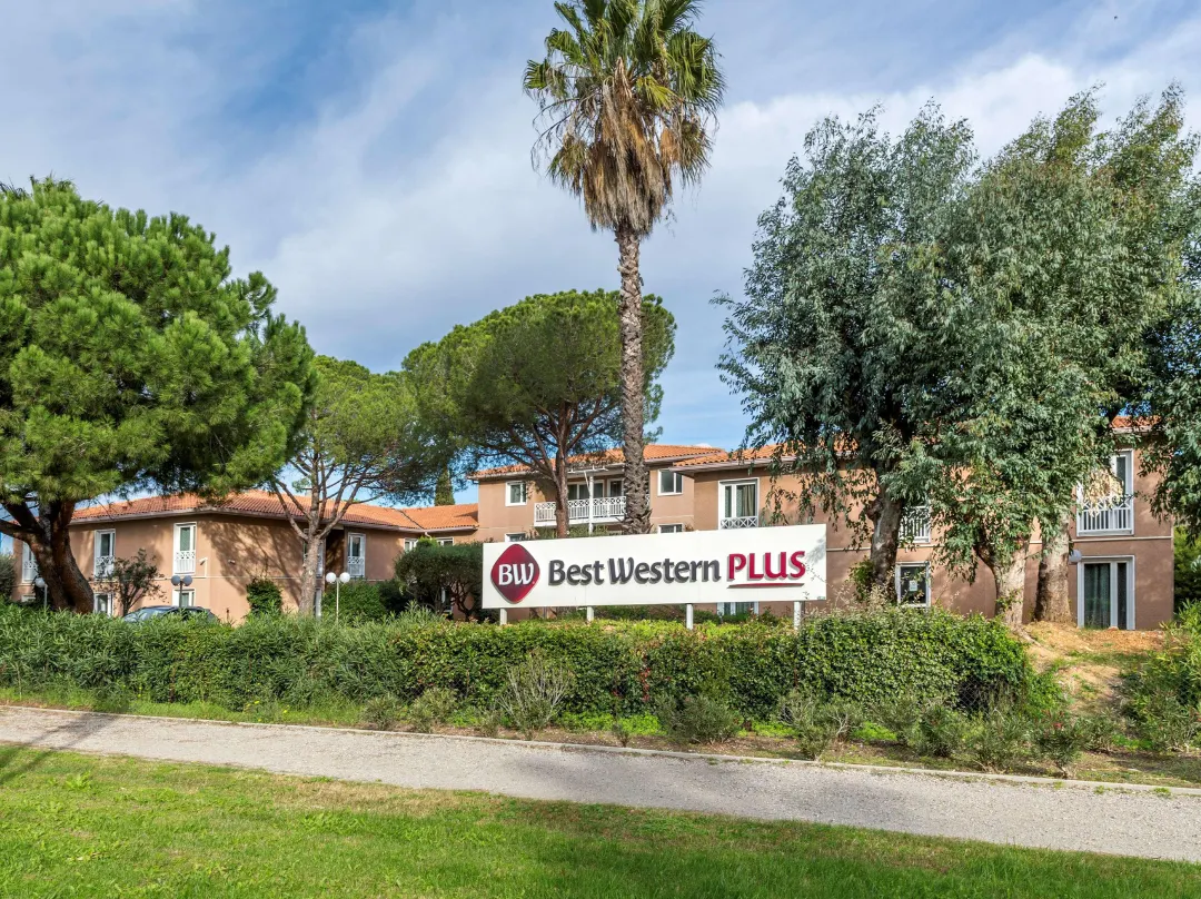 Best Western Plus Hyères Côte D'azur - Carqueiranne