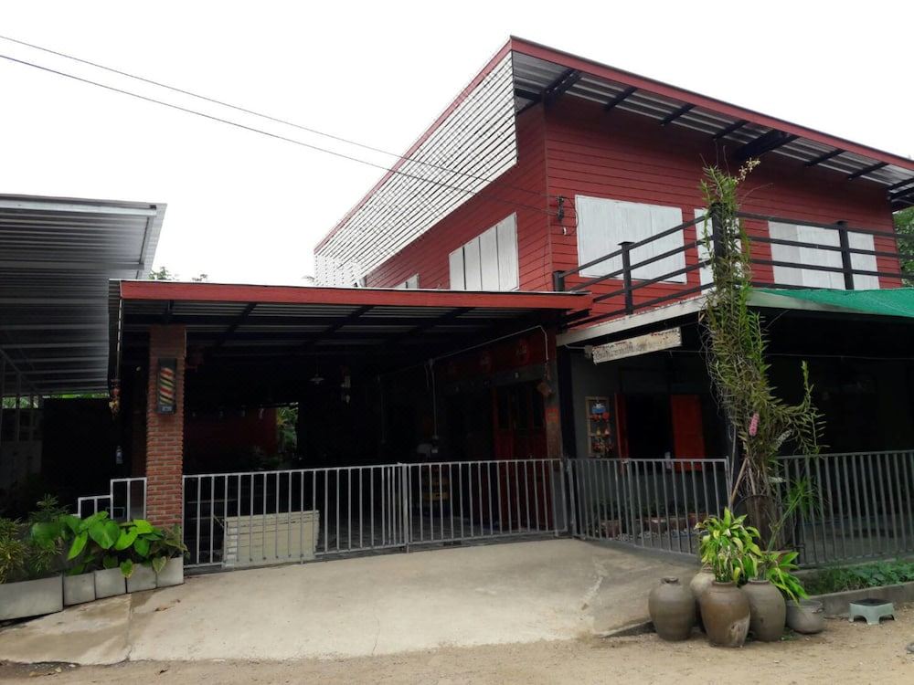 Baan Raiplaysoi Homestay - Ratchaburi