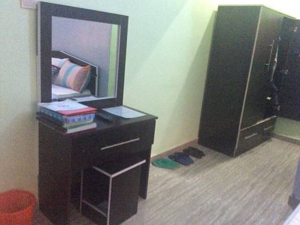 Santarosa Suites & Bar - Jos