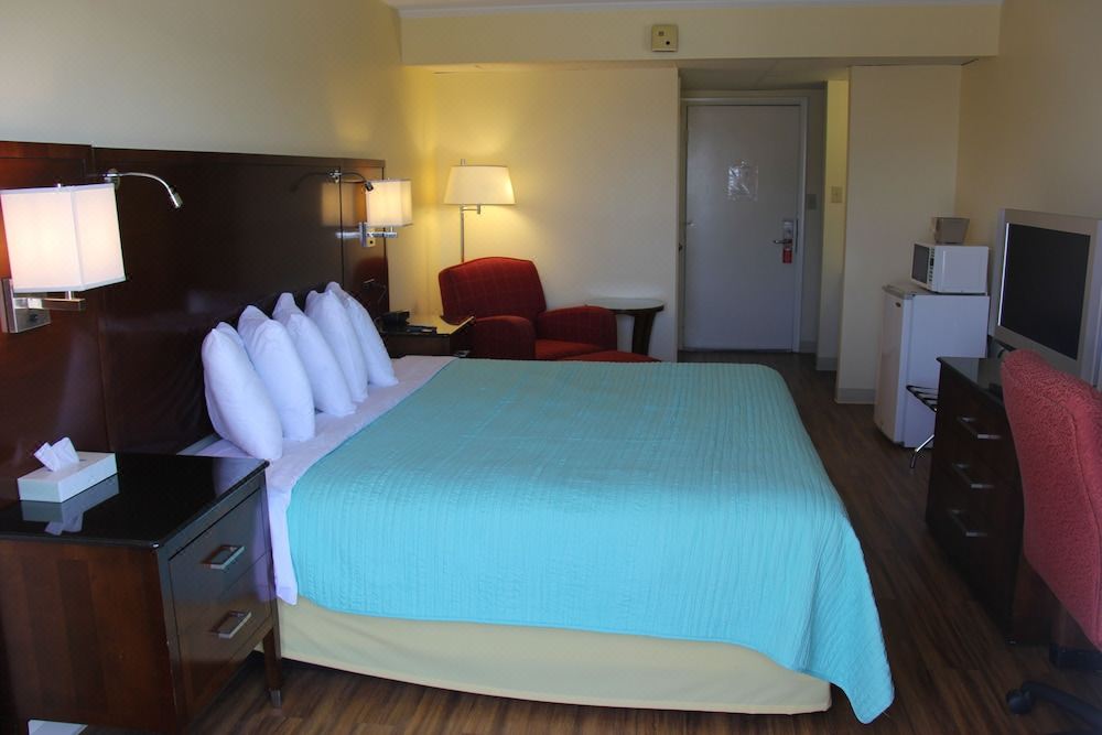 Seaside Inn & Suites - Fenwick Island, DE