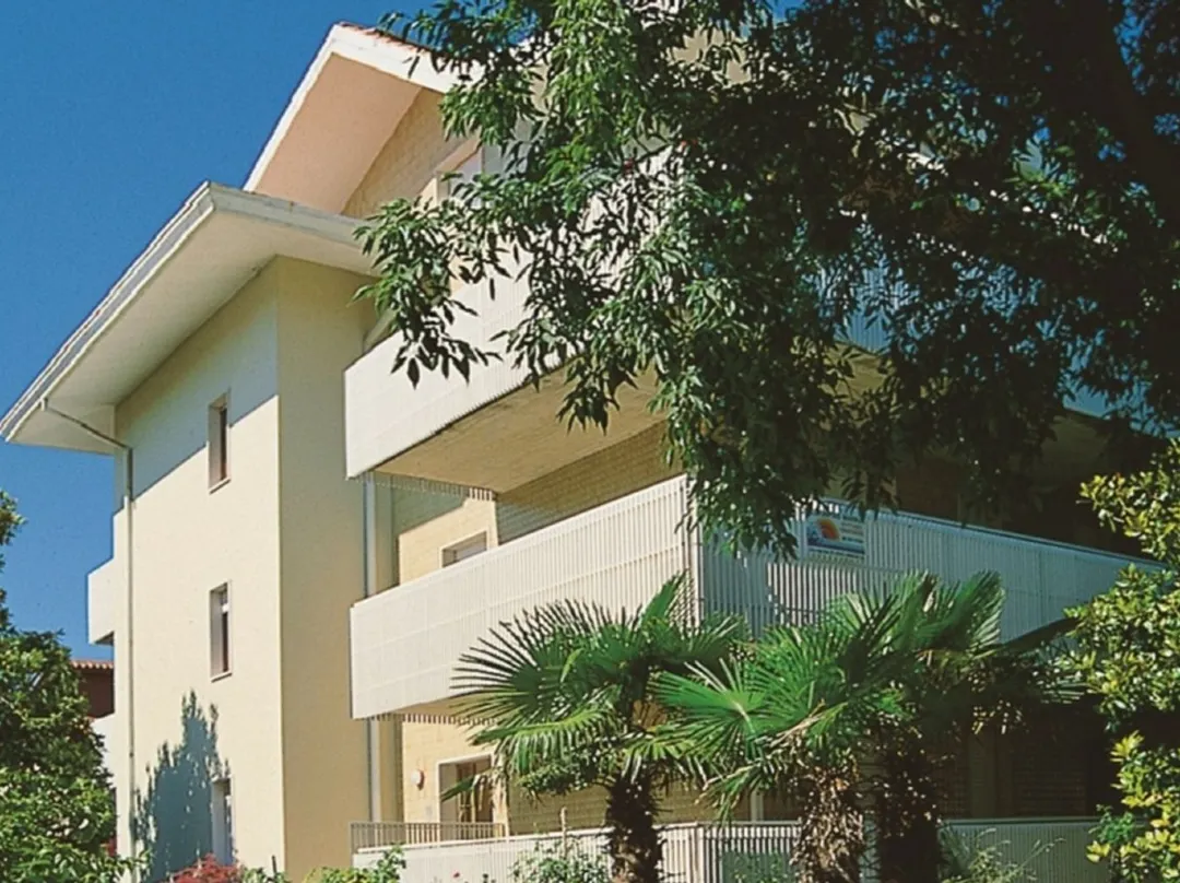 Accogliente Appartamento Con Posto Auto In Garage A Lignano - Lignano Sabbiadoro