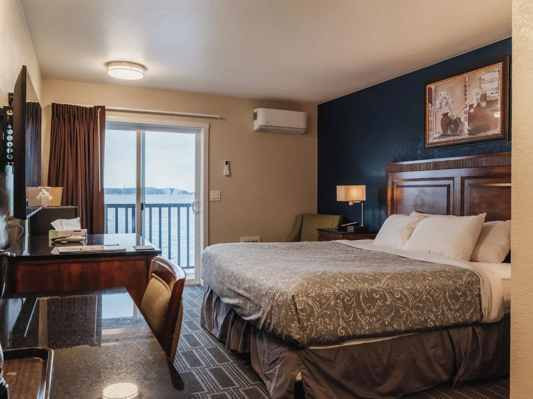 Water Front Inn - Whidbey Island, WA