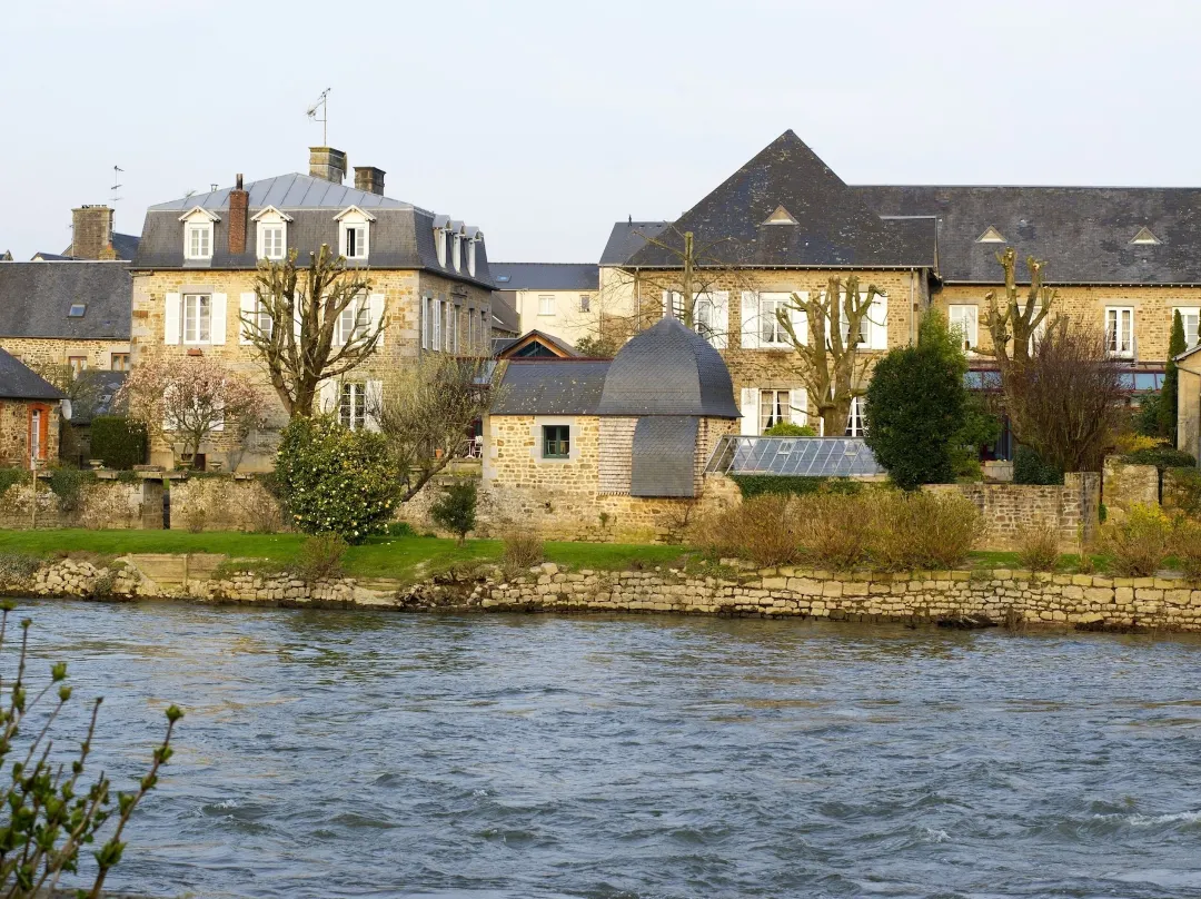 Logis Auberge De La Sélune - Normandie