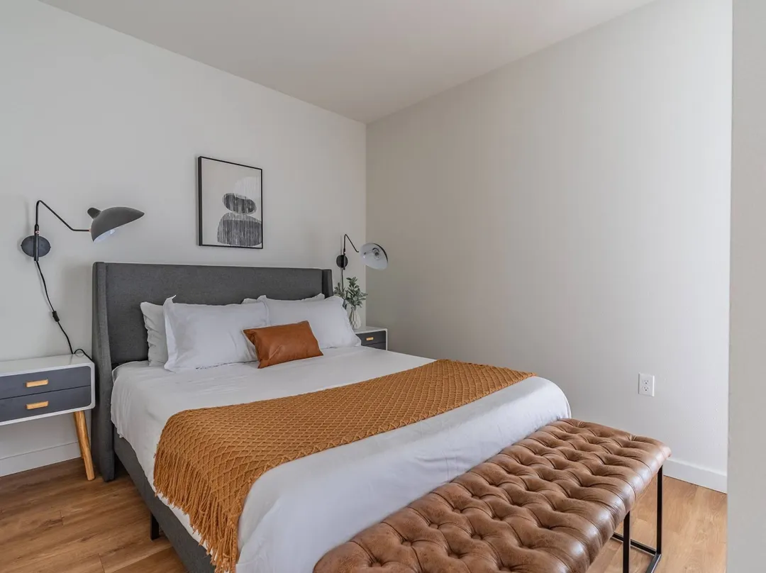 1br | Views, Rooftop, Gym | Bellevue | Sophari B - Issaquah, WA