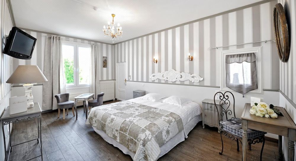 Hôtel Restaurant La Roseraie - Chenonceaux
