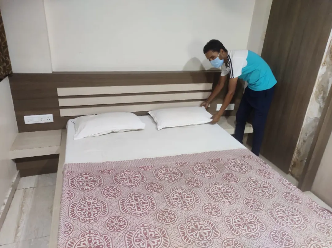Hotel Modern - Rajkot