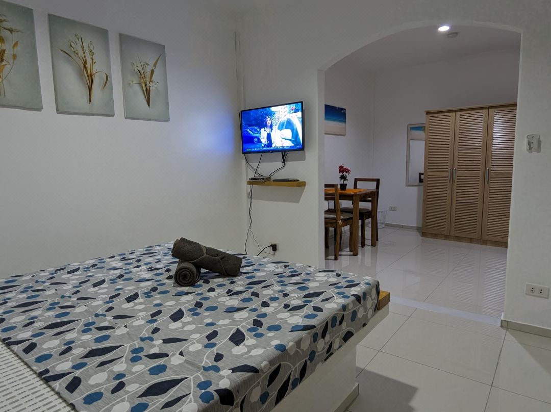 Astillos Guest Houses - Moalboal