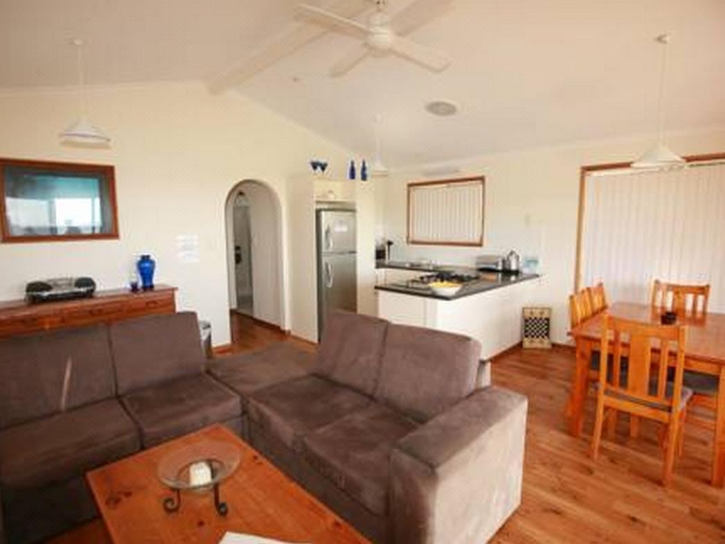 Waves & Wildlife Cottages Kangaroo Island - Kangaroo Island