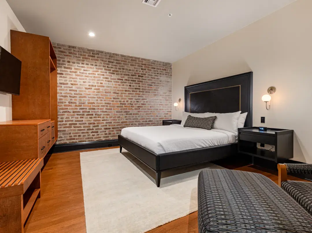 3br Charming Stay Walk To French Quarter | The Mayfair - New Orleans, LA