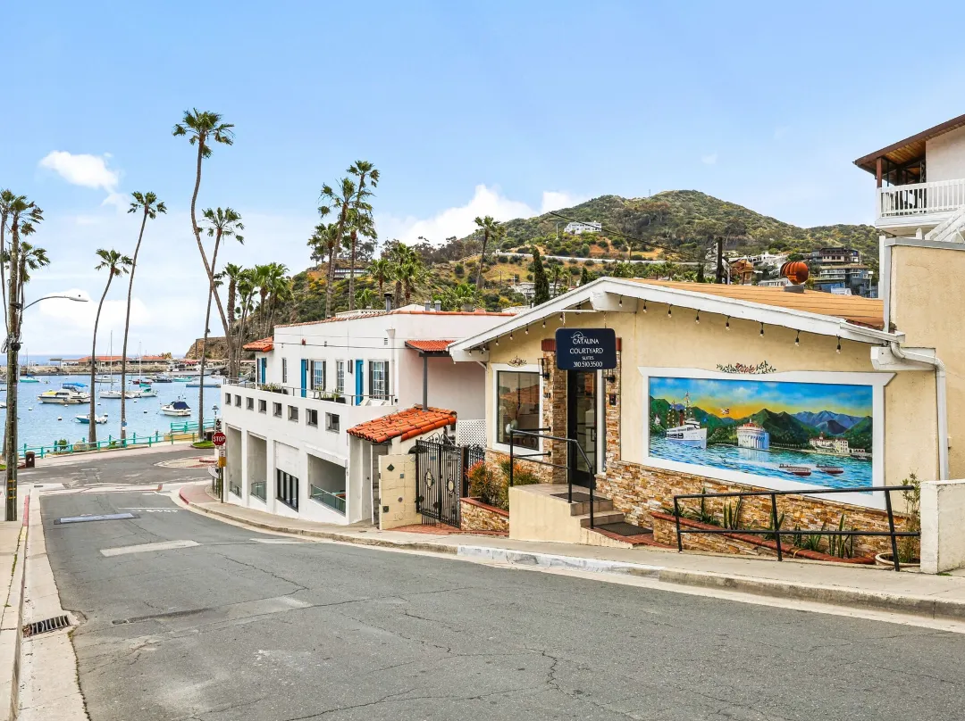 Catalina Courtyard Suites - Avalon