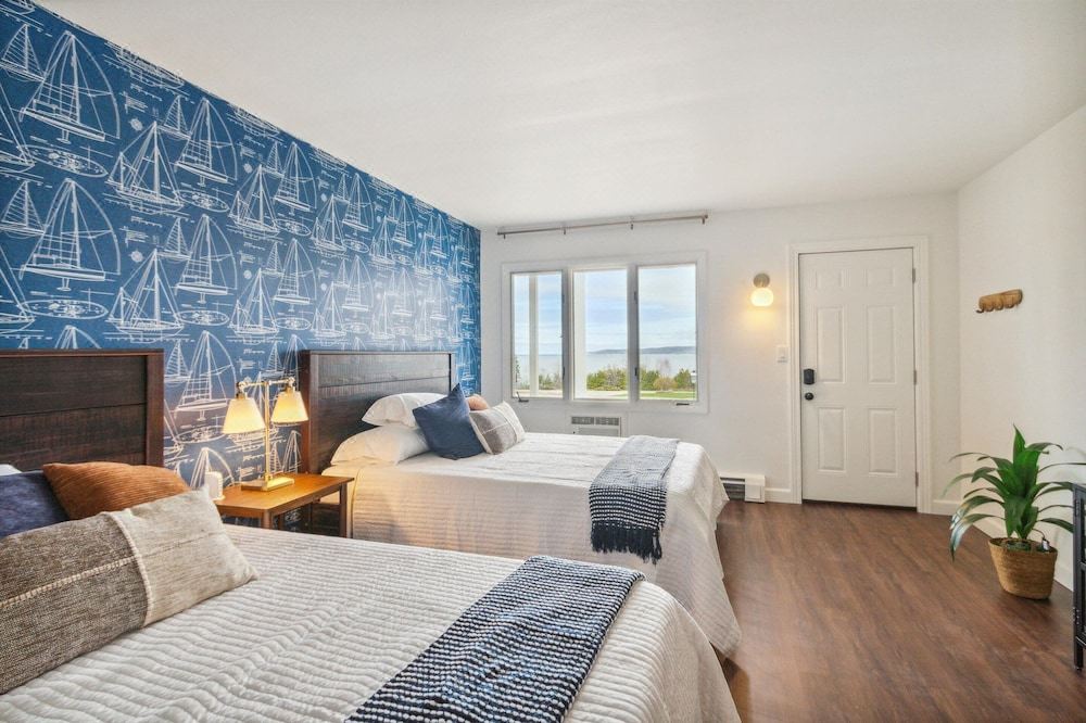Bay Inn Of Petoskey - Boyne City, MI