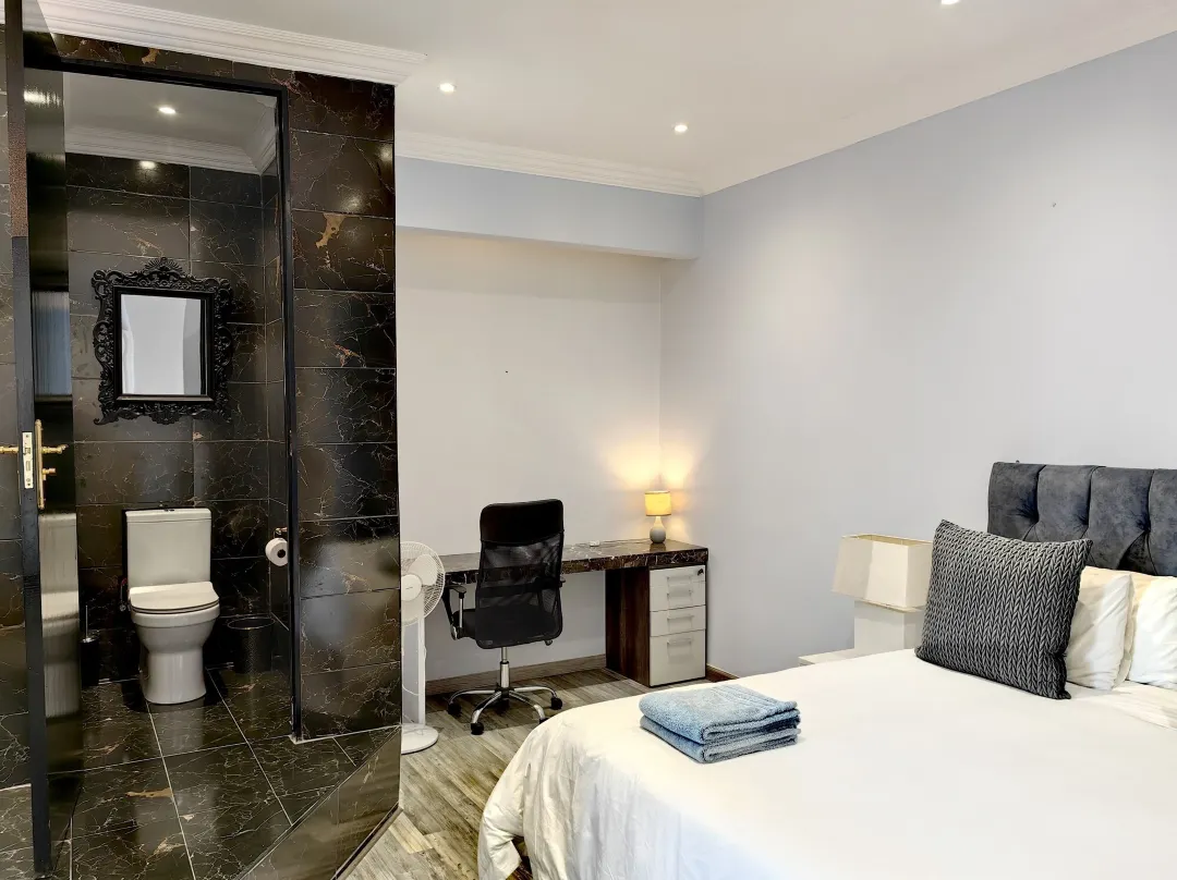 4 On Pritchard Luxury Suites - Randburg