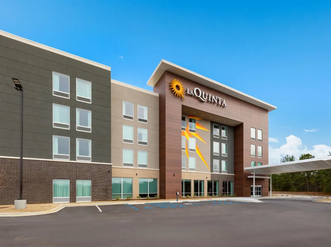 La Quinta Inn & Suites By Wyndham Athens - Alabama