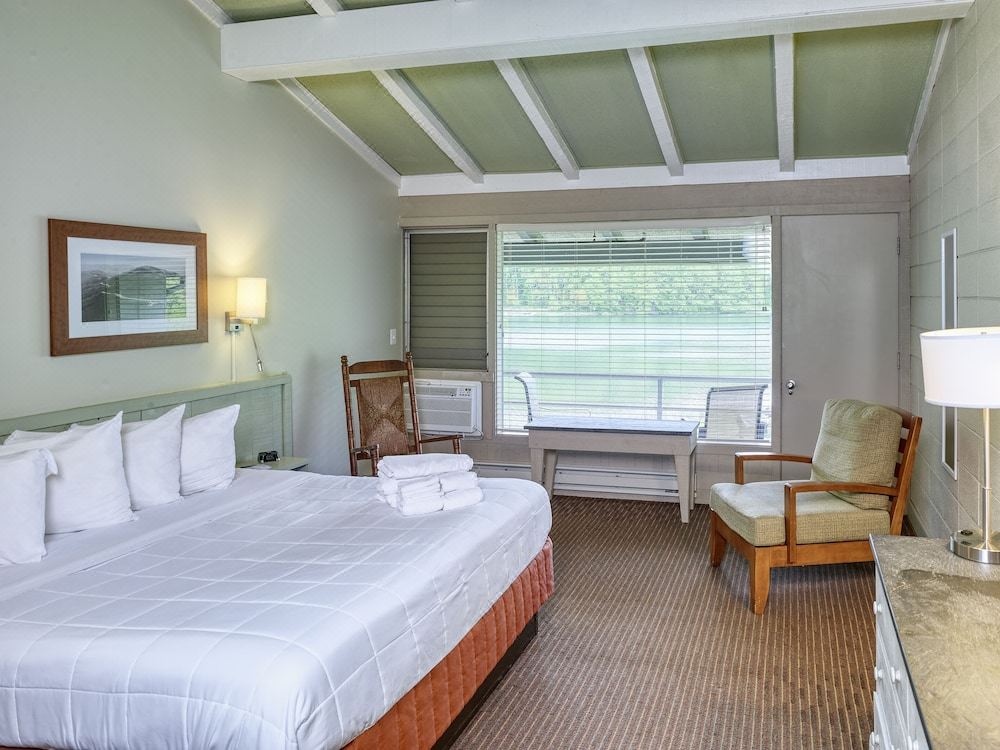 Peaks Of Otter Lodge - Bedford, VA