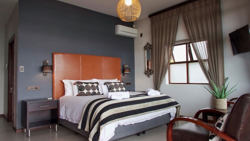 Shaloha Guesthouse On Supertubes - Jeffreys Bay