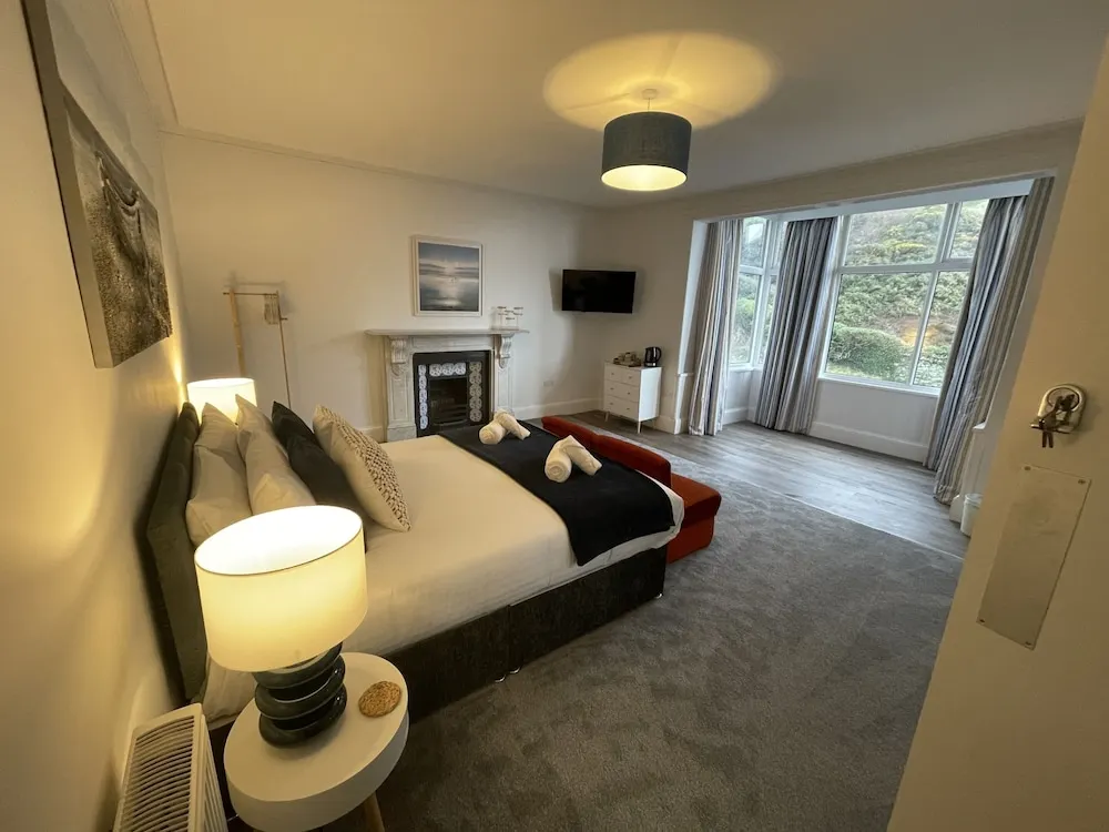 Marine Hotel - Llŷn Peninsula