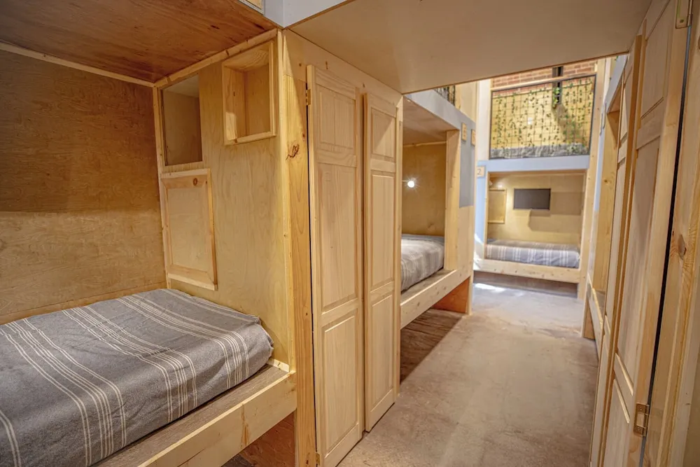 Social Stays - Montecito, CA