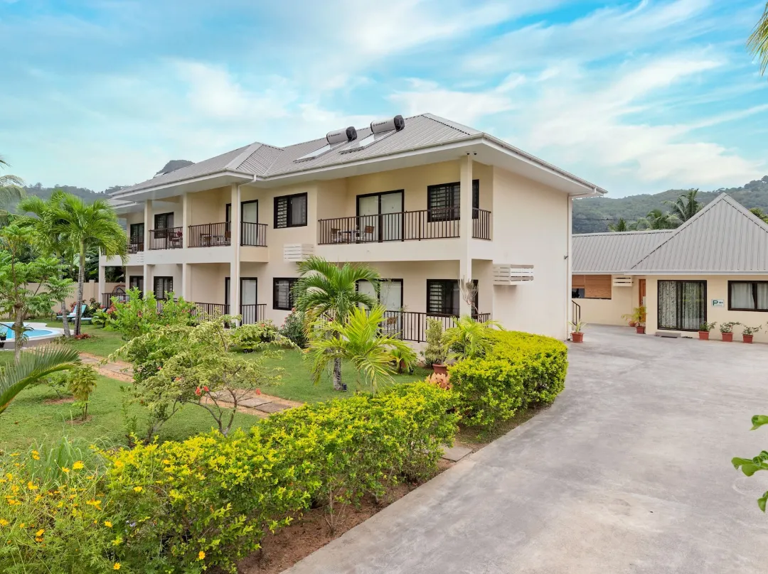 Creole Breeze Self Catering Apartments - Seychelles