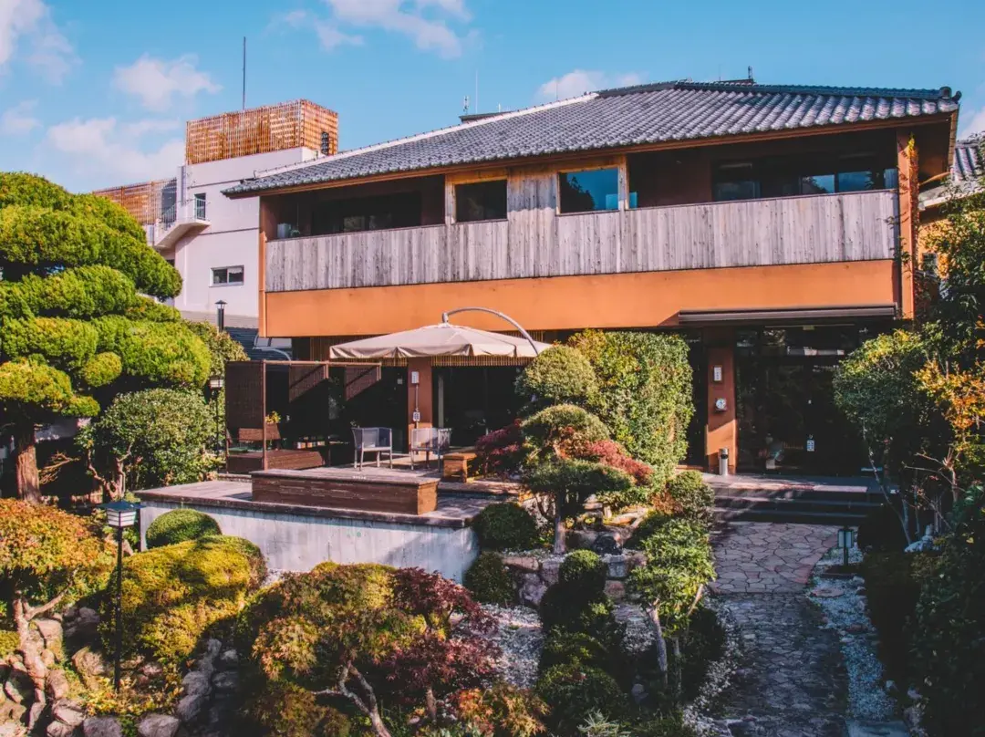 Hezhengtangzen - Nishinomiya