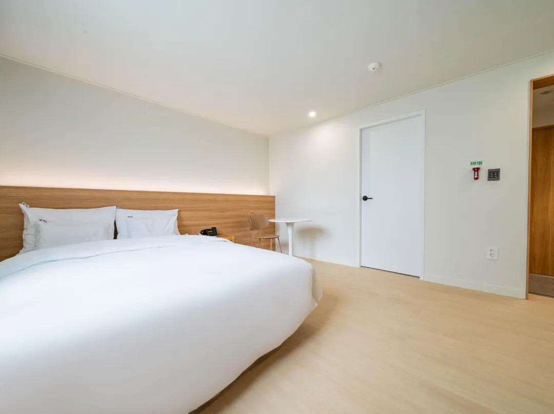 Dongbaek Hotel Gohyeon - Geoje